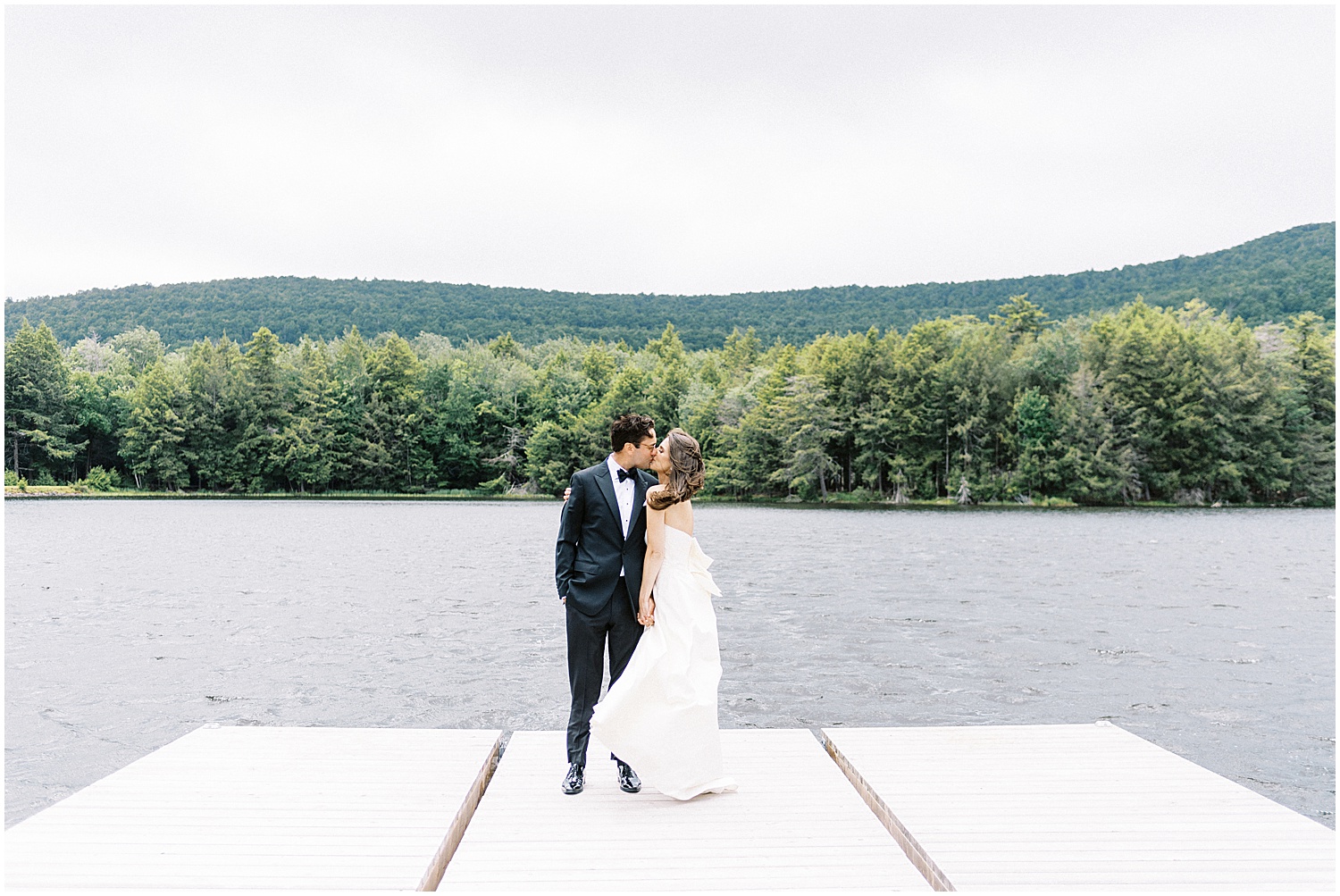 Tented Catskills Wedding at Onteora Club - Lynne Reznick Photo